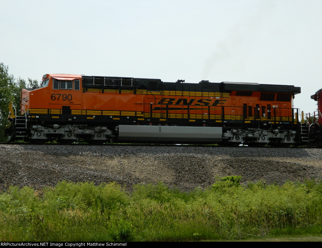 BNSF 6790
